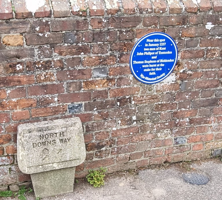 North Downs Way: Wye to Etchinghill