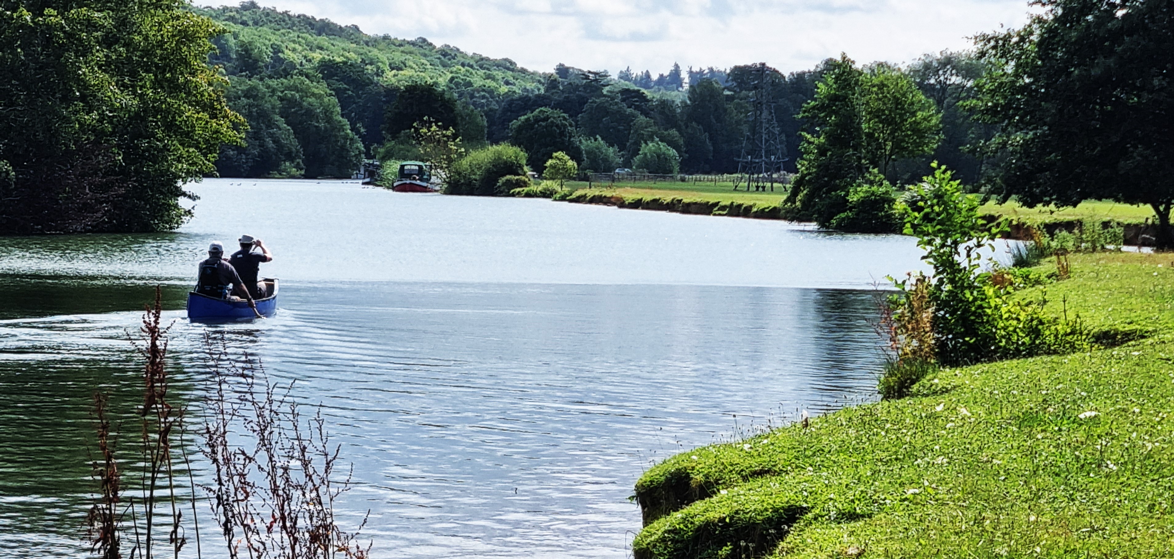 Thames Path: Pangbourne to Henley – Eponymous